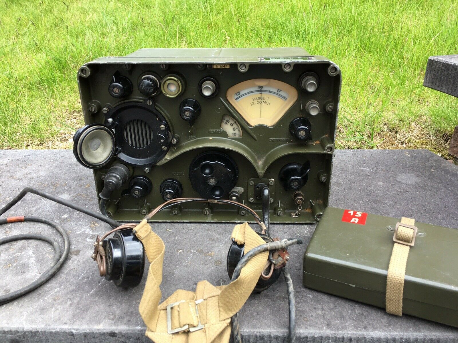 R 209 MKII Signal Corps radio receiver tested acce